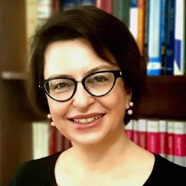 Speaker Overview: Crenguta Leaua